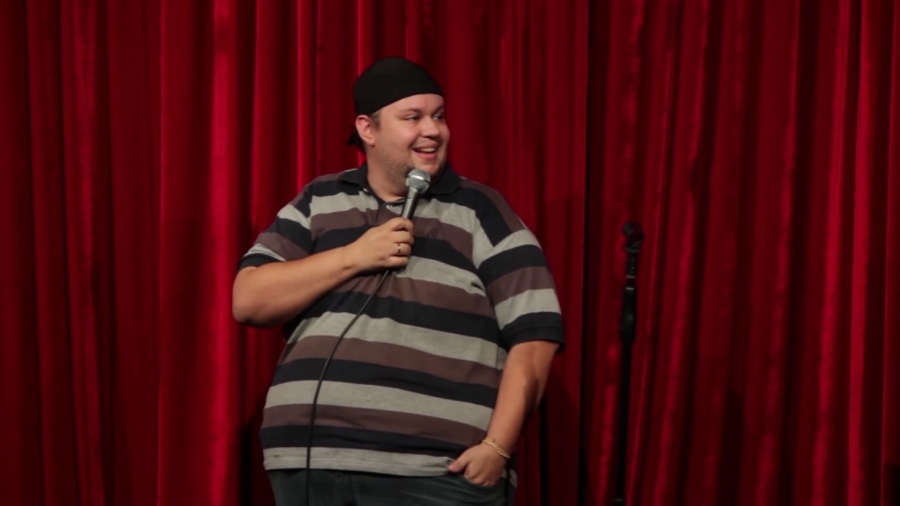 Teatro Municipal de São Pedro da Aldeia apresenta Stand up comedy neste ...
