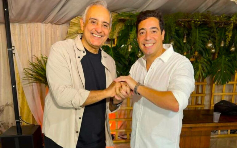 Rio das Ostras na expectativa para a posse de Carlos Augusto, Dr. Fabio Simoes e vereadores ...